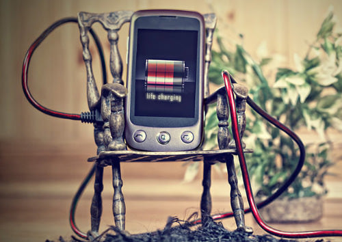 How to Charge Your Cell Phone Battery Correctly - BatteryClerk USA